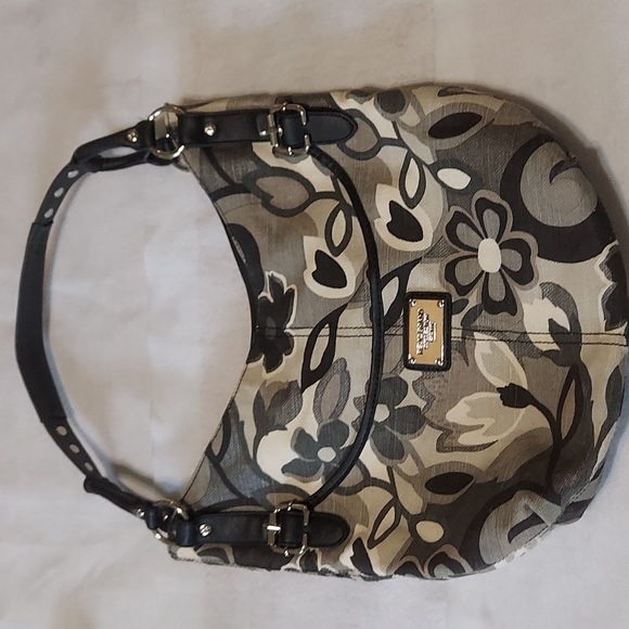 Relic | Bags | Relic Brand Collection Canvas Flower Print Shoulder Bag ...